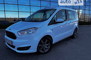 AUTO.RIA – Продам Форд Турнео Кариер 2016 (AC9698EX) дизель 1.5 минивэн ...