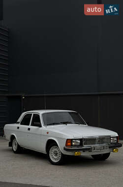 AUTO.RIA – Продам ГАЗ 3102 Волга 2000 бензин 2.5 седан бу у Києві, ціна ...