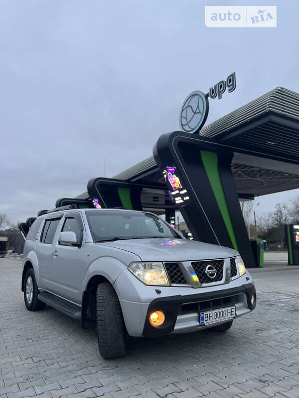 AUTO.RIA – Продам Ніссан Патфайндер 2006 (BH8008HE) дизель 2.5 позашляховик / кросовер бу у ...