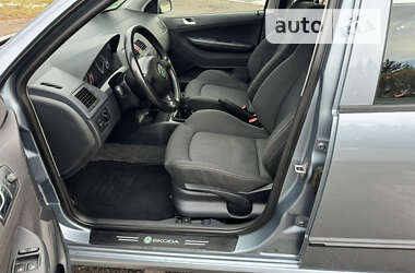 AUTO.RIA – Продам Шкода Фабія 2005 бензин 1.4 універсал бу у Умані ...